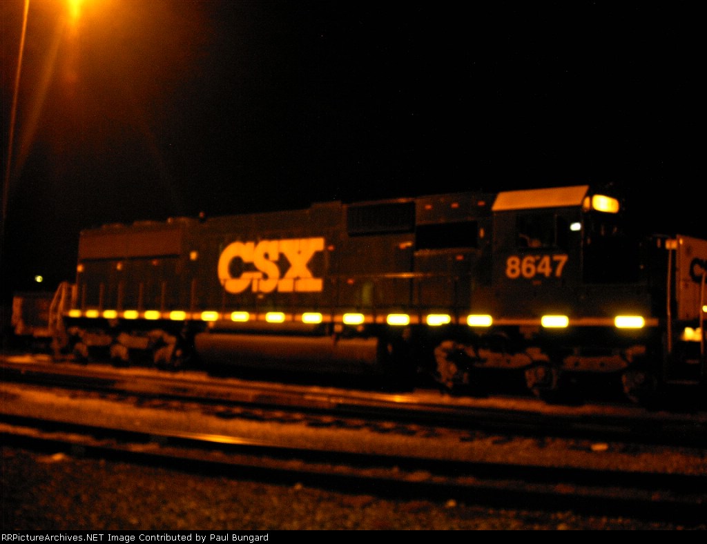 CSXT 8647 08-15-2005 #2 At Night